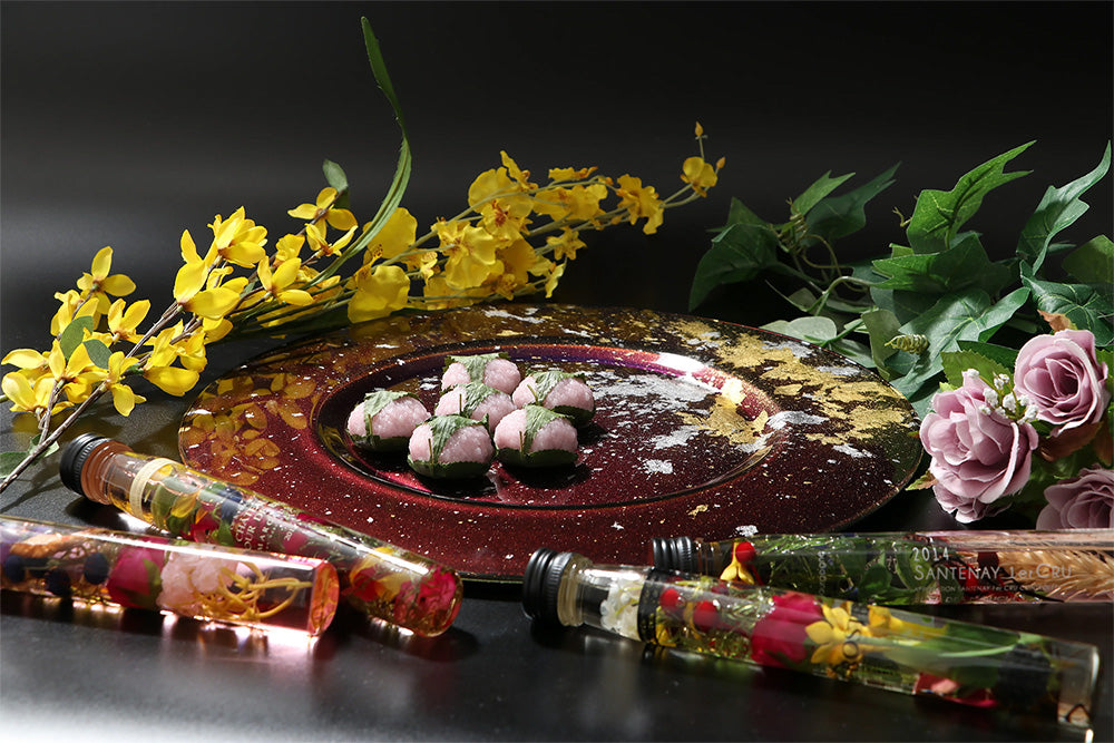 Sakura Mochi (Japanese cherry blossom sticky rice cake)